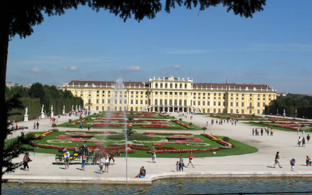 Vienna Cruise Port Guide | Things to do in Vienna - Austria